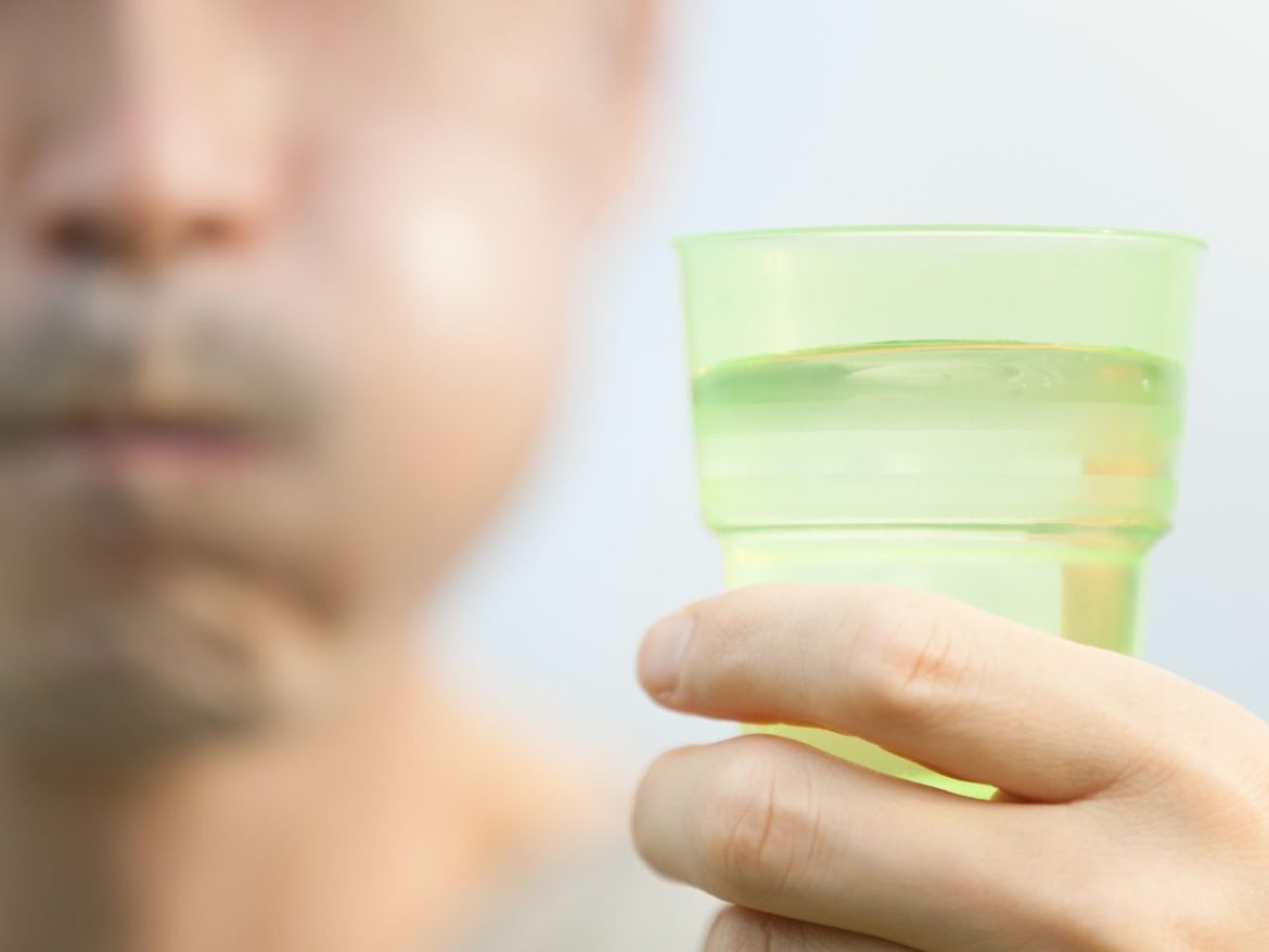 8 Best Herbal Gargles for Mouth Irritations and How to Use